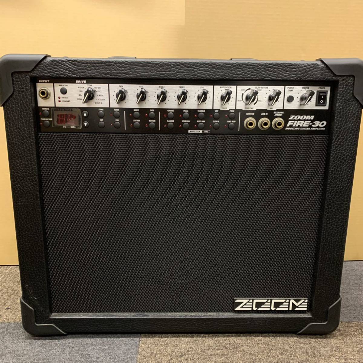 【やや傷や汚れあり】ZOOM FIRE-30 MODELING GUITER AMPLIFIER ギターアンプ 通電確認のみ 現状品 の落札 ...