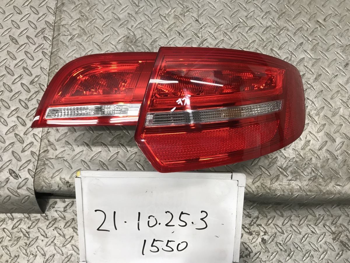 【目立った傷や汚れなし】★DBA-8PCAX 8P アウディ A3 スポーツバック 1.4 TFSI 平成25年 純正 右 テール ランプ フィニッシャーレンズ付 8P4 945 096E ...