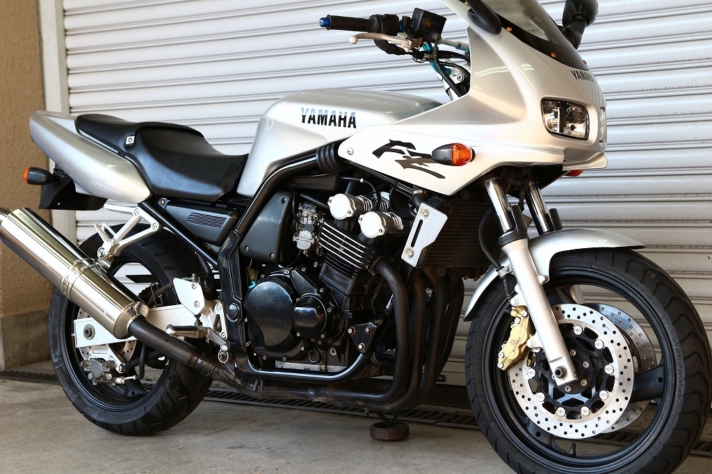 【目立った傷や汚れなし】FZ400/FAZER/フェーザー/外装コンディション自信あり/修復歴なし/53馬力/400㏄4気筒/4YR/フェザー ...
