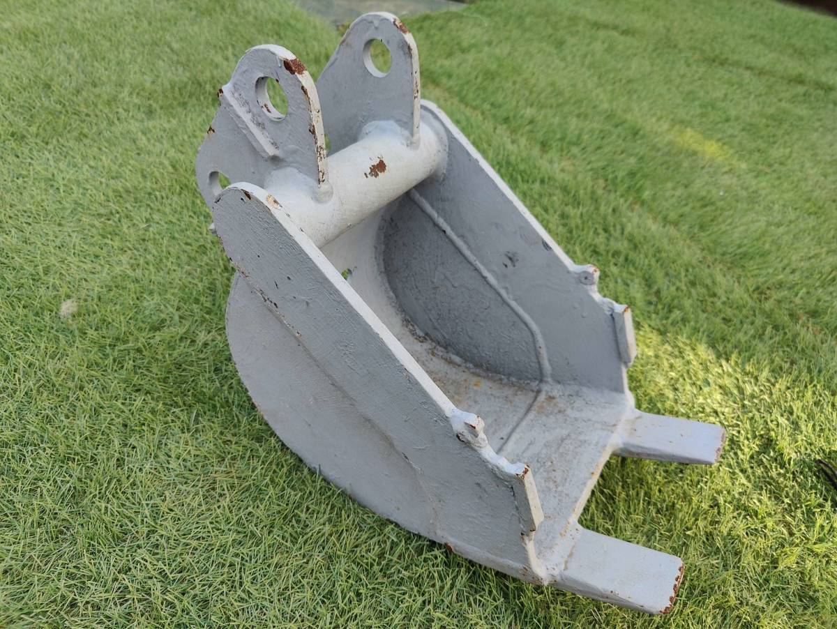 【やや傷や汚れあり】ヤンマー J09 幅狭バケット 幅200mm 暗渠バケット sv05 sv08 vio10 vio12 等にも の落札情報詳細| ヤフオク落札価格情報 オークフリー