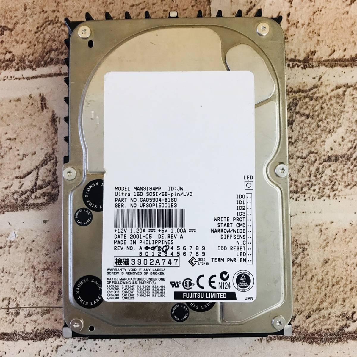 【中古】まだ使い道はあります_1円スタート★☆MO DISK DRIVE UNIT(SCSI接続） と媒体セット（MOは中古、媒体は未開封 ...