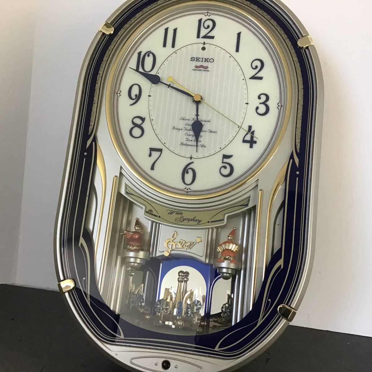 【やや傷や汚れあり】SEIKO セイコー からくり 電波掛け時計 WAVE Symphony AM224S メロディー6曲報時付 コロナ除菌 ...