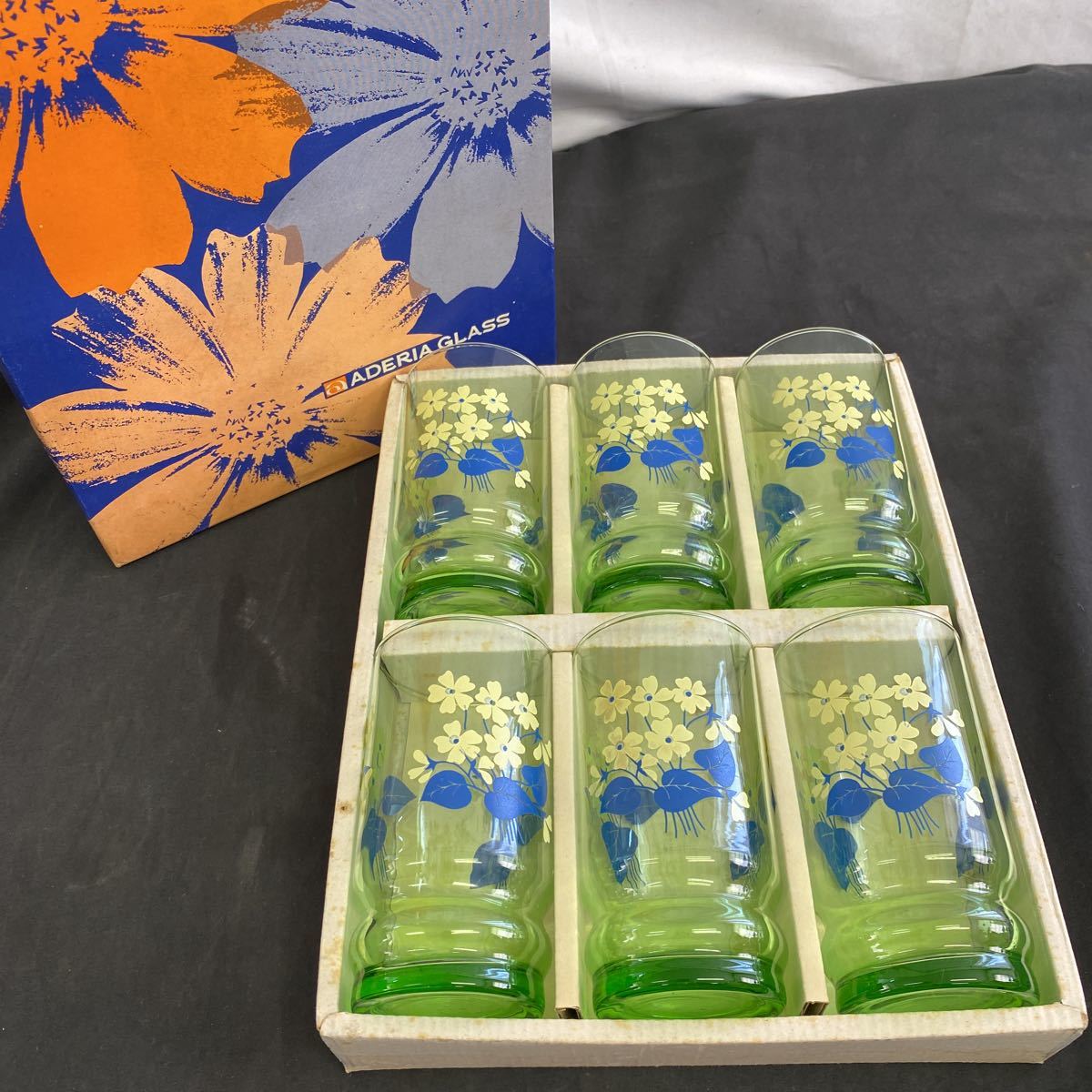 【傷や汚れあり】 昭和レトロ ADERIA GRASS/アデリアガラス グラス 6点セット グリーン 白花柄 アレンジ9 コップ 食器 29-46の落札情報詳細 - Yahoo!オークション ...
