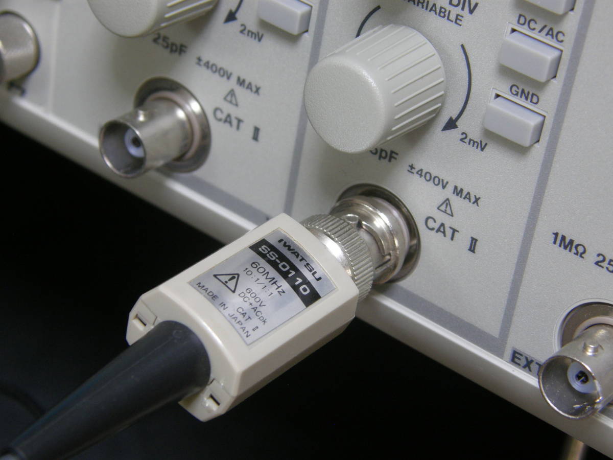 【やや傷や汚れあり】岩崎通信機 オシロスコープ 型式：SS-7802A 20 MHz 2 ch トリガ掃引オシロスコープ老舗 岩崎通信機の ...