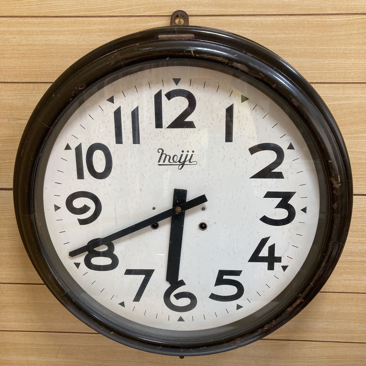 【傷や汚れあり】MK3320 Meiji 掛け時計 丸時計 手巻き アンティーク 直径最大約57cm ジャンク品 現状品 0902の落札情報 ...