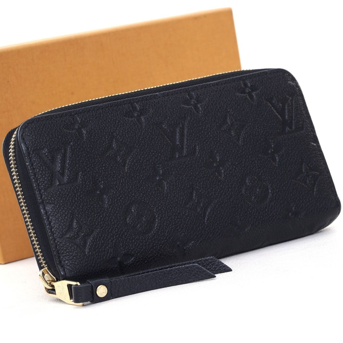 【目立った傷や汚れなし】【使用わずか 極美品】ルイヴィトン Louis Vuitton モノグラムアンプラント ジッピーウォレット ノワール ...