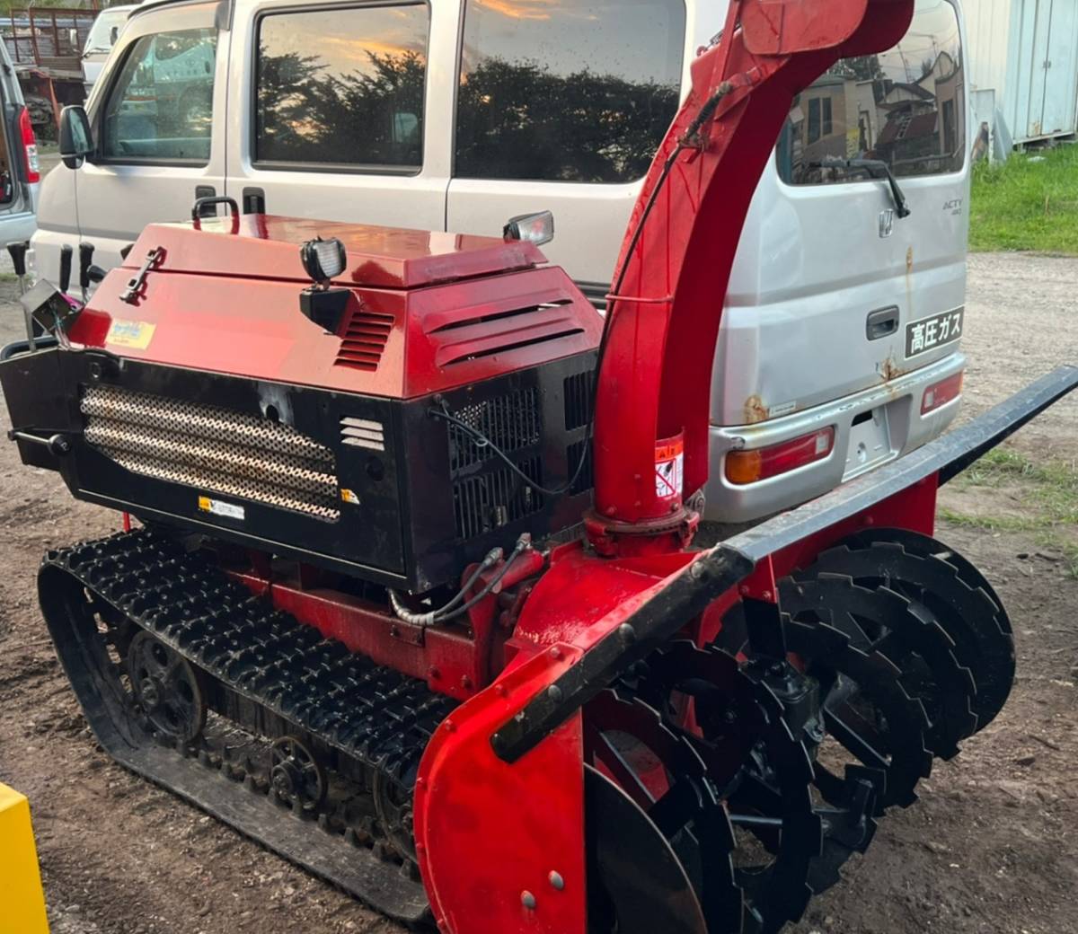 【傷や汚れあり】1万円売切り！大型YANASE/11‐18HST★V-TWINエンジン除雪機★ヤナセ・ローリング付！未整備中古車・今がお得★ご ...