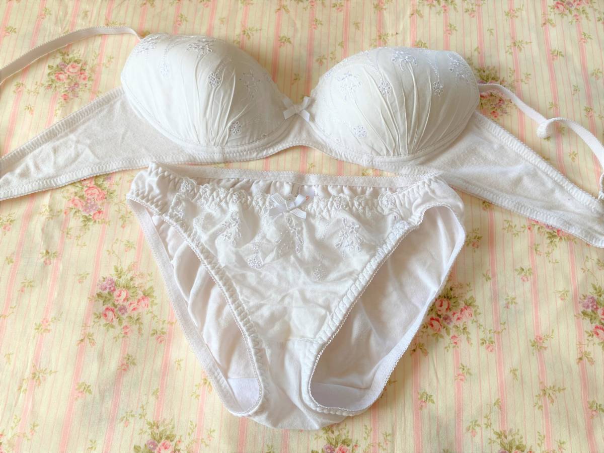 【未使用】♪未使用(^^♪ティーンズ olive des olive B ブラ＆ショーツ の落札情報詳細 - Yahoo!オークション落札価格検索 オークフリー