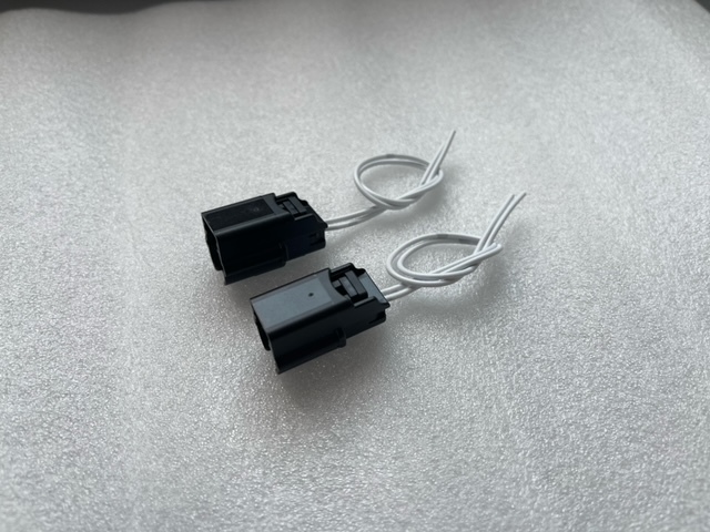 【未使用】 トヨタ純正 LEDフォグランプ用 コネクター 90980-12F30の落札情報詳細 - Yahoo!オークション落札価格検索 オークフリー