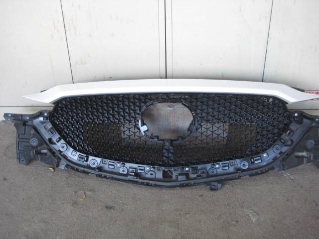 【傷や汚れあり】マツダ CX-5 KF2P/KF5P 純正フロントグリル/カメラ KB8B-50712 管理F1666 の落札情報詳細 ...