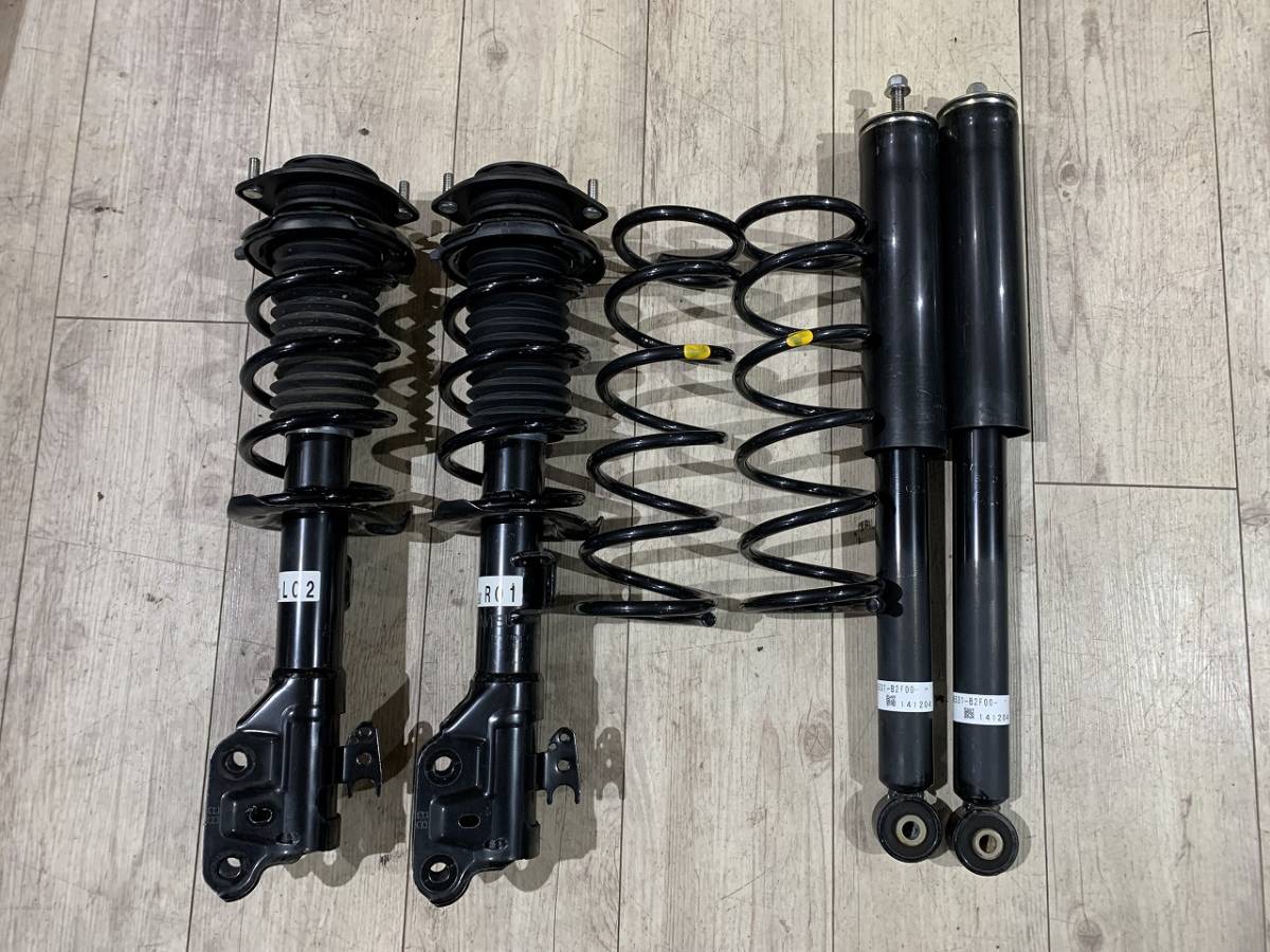 【傷や汚れあり】トヨタ 純正 ZVW30 プリウス セット R 48510-47180 L 48520-47180 の落札情報詳細| ヤフオク落札価格情報 オークフリー