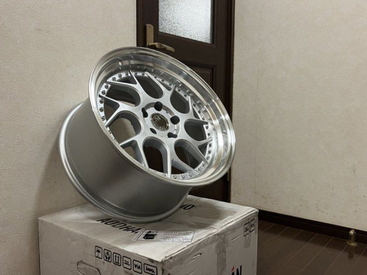 【未使用】AODHAN aodhan DS01 ds01 新品未使用18インチ5穴114.3 9.5J+22 4本セット Silver ...