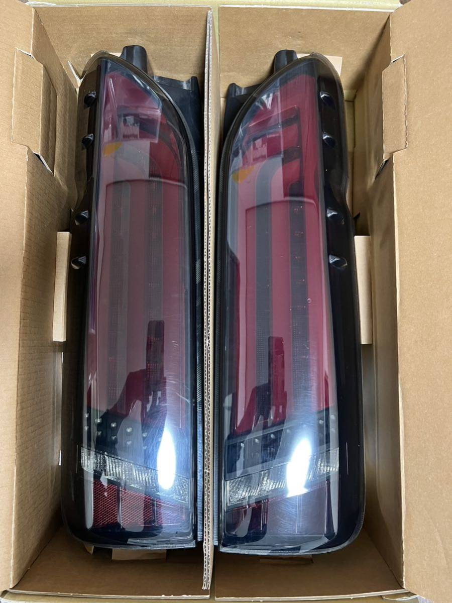 【やや傷や汚れあり】エムテクノM.T.S. 200系 ハイエース用 EURO LED TAIL LAMP REVO（ユーロ LED テール ...