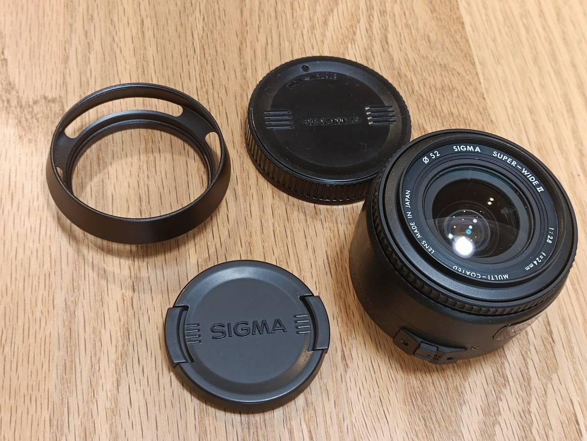 【やや傷や汚れあり】SIGMA AF SUPER-WIDE II 24mm F2.8 Canon EFマウント 完動 レトロフード付き 小キズ ...