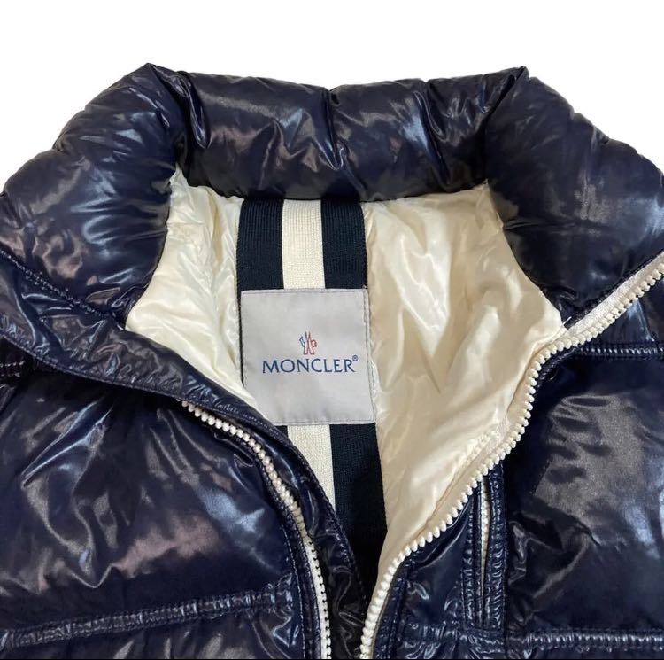 【目立った傷や汚れなし】【高級/美品/希少】MONCLER モンクレール エリック S ネイビー ダウンジャケット 有名人着用モデルの落札情報詳細 - Yahoo!オークション落札価格検索 ...