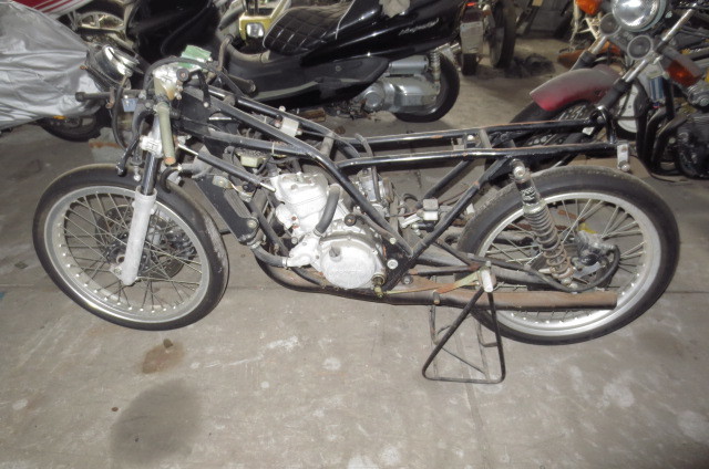 【全体的に状態が悪い】GB-2816 HONDA E80 ホンダ 発電機 中古品 昭和 レトロ 珍品 E80 当時物 ジャンク 動作未確認の落札情報詳細 - ヤフオク落札価格検索 オークフリー