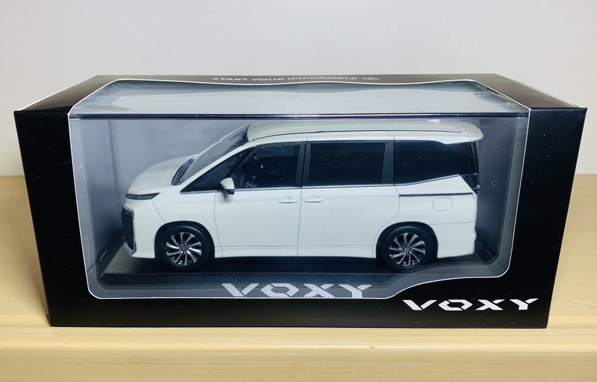 【やや傷や汚れあり】トヨタ ヴォクシー VOXY ミニカー ZWR90W （ホワイトパールクリスタルシャイン〈070〉）の落札情報詳細 - Yahoo!オークション落札価格検索 オークフリー