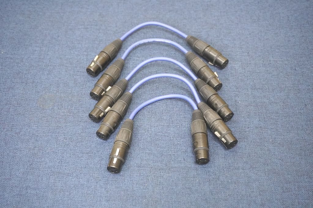 【目立った傷や汚れなし】T040-2 NEUTRIK ノイトリック コネクタ5本セット オーディオケーブル 青 ^の落札情報詳細 ...