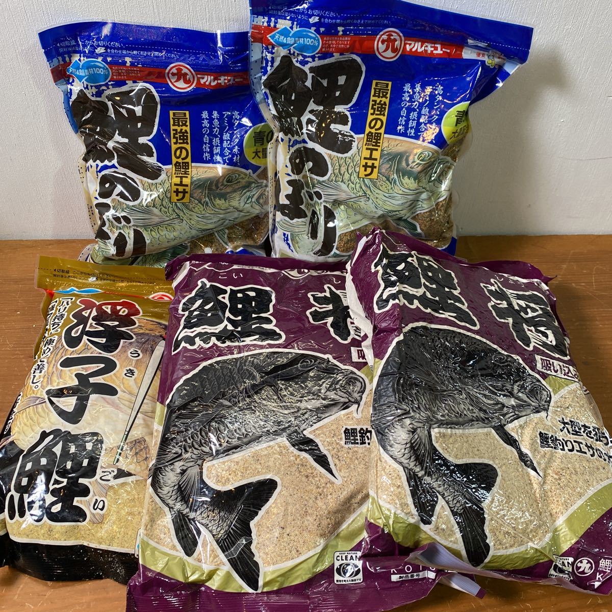 【未使用】P06/ 新品 未開封 魚餌 エサ マルキュー 鯉将 浮子鯉 鯉のぼり 鯉エサ 鯉 淡水釣り まとめて 5点 約3.7kgの落札情報詳細 - ヤフオク落札価格検索 オークフリー