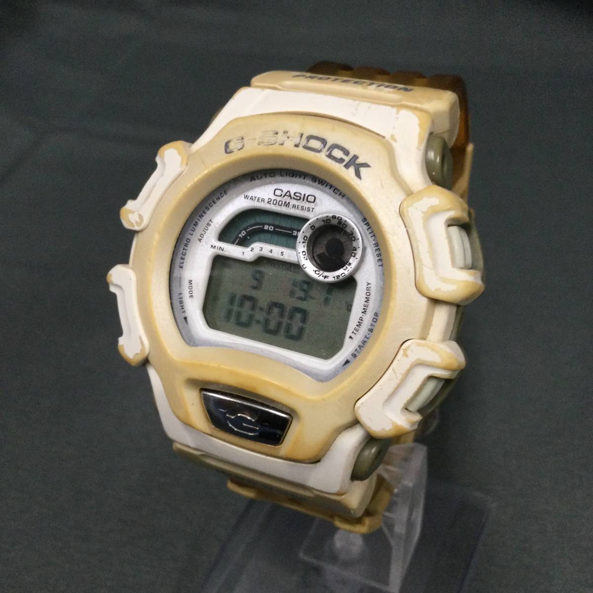 【傷や汚れあり】050303 226883 CASIO カシオ G-SHOCK Gショック DW-004 デジタル ホワイト系 ユニセックス ...