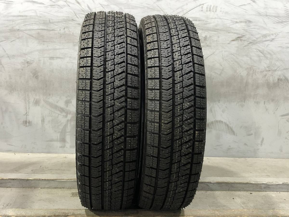 【目立った傷や汚れなし】(5B223) 165/70R14 81Q BRIDGESTONE VRX2 2022年式 2本 スタッドレスタイヤ ...