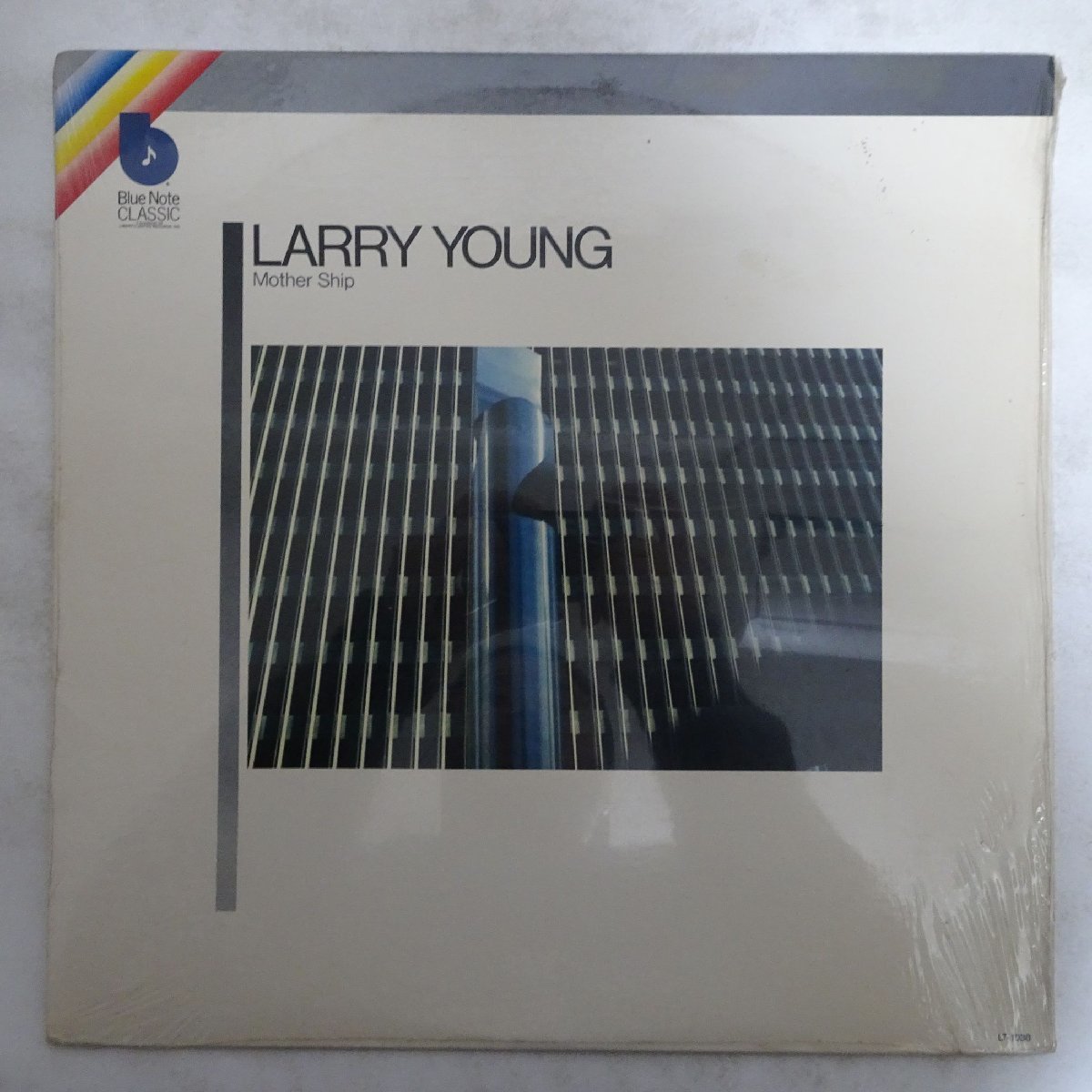 【やや傷や汚れあり】17110628;【US盤/BLUE NOTE/シュリンク】Larry Young / Mother Shipの落札情報詳細 - ヤフオク落札価格検索 オークフリー