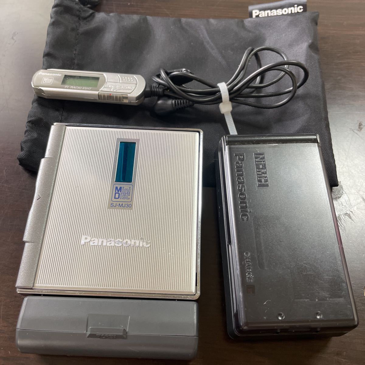 【やや傷や汚れあり】Panasonic パナソニック SJ-MJ30 シルバー ポータブルMDプレーヤーの落札情報詳細 - Yahoo ...