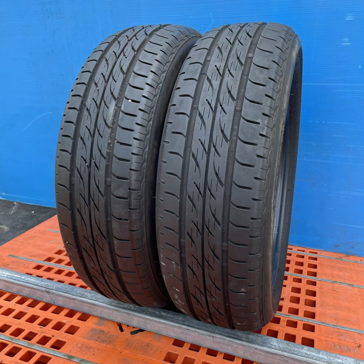 【目立った傷や汚れなし】175/60R16 ブリヂストン NEXTRY 175/60/16 サマータイヤ 2本 2021年製造の落札情報詳細 ...