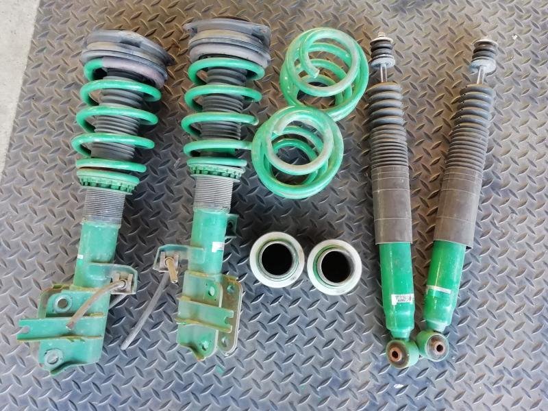 【傷や汚れあり】日産 セレナ C25 C26 C27 TEIN STREET BASIS Z 車高調の落札情報詳細 - ヤフオク落札価格検索 オークフリー