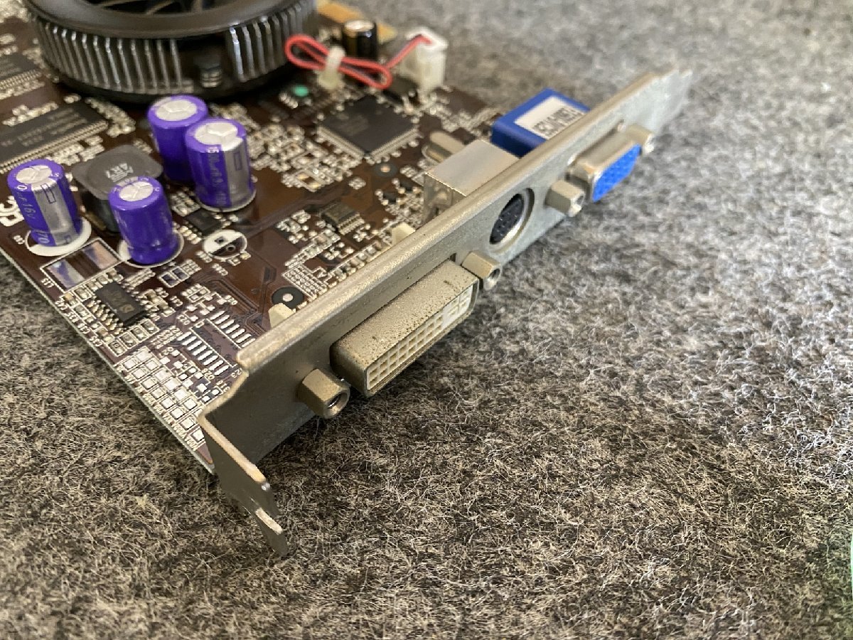 【やや傷や汚れあり】【送ネコポス250円】AOpen FX5600-DVC256 GeForce FX 5600 256MB搭載AGP ...