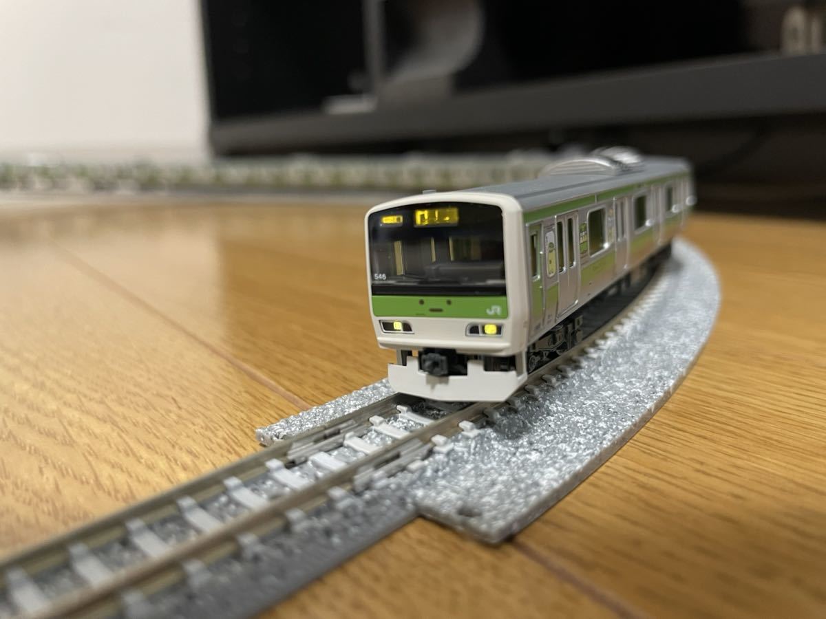 【未使用に近い】KATO E231系500番台 すみっコぐらし×やまのてせん ラッピングトレイン 11両セット 10-1399の落札情報詳細 - ヤフオク落札価格検索 オークフリー