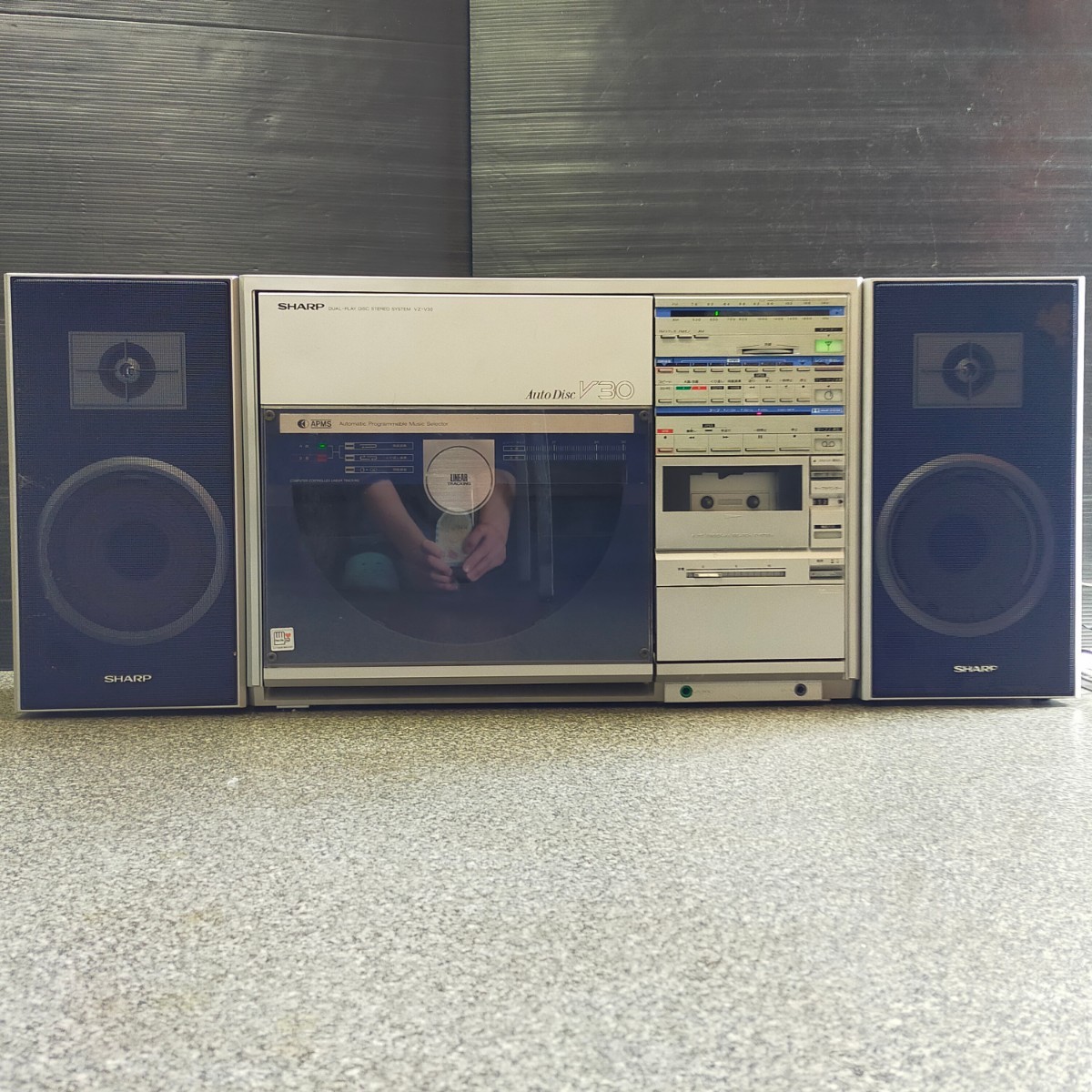 【傷や汚れあり】SHARP シャープ VZ-V30 デュアルプレイディスクステレオ レコードプレーヤー ラジカセ スピーカー セットの落札情報詳細 - ヤフオク落札価格検索 オークフリー
