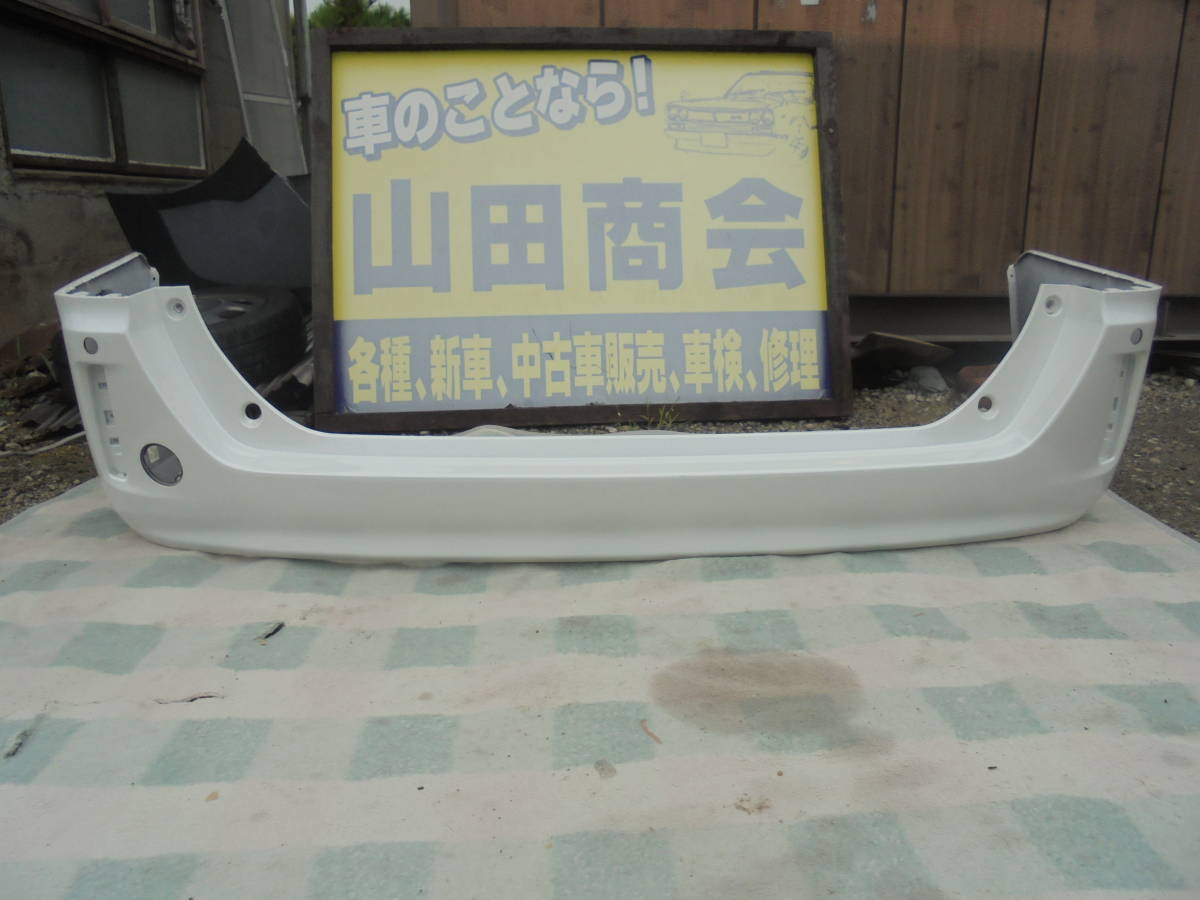 【やや傷や汚れあり】ノア ヴォクシー エスクァイア X V G Zrr80g Zrr85g Zwr80g 純正 リアバンパー 52159