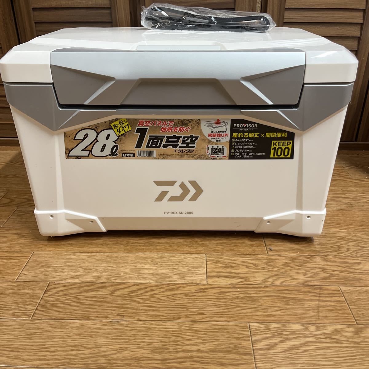 【目立った傷や汚れなし】ダイワ プロバイザー 28L クーラーボックス DAIWA PROVISOR PV-REX SU 2800 一面真空 ...