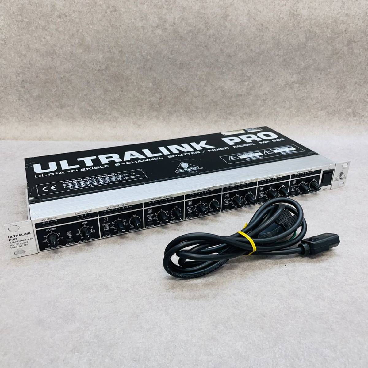 【傷や汚れあり】B5）BEHRINGER 8ch スプリッタ/ミキサー ULTRALINK PRO MX882 電源コード付属（9）の落札情報詳細 - ヤフオク落札価格検索 オークフリー