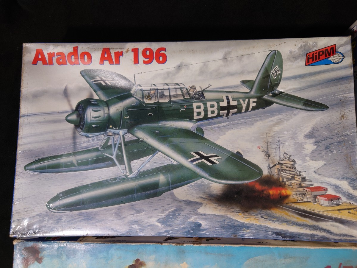 【傷や汚れあり】w251 戦闘機 飛行機 模型 プラモデル 未組立 Arado Ar 196 Sikorsky H-19 Arado Ar ...