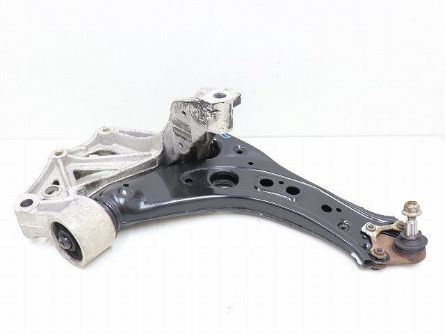 【傷や汚れあり】★ VW ポロ 9N 05年 9NBKY 右フロントロアアーム 6Q0407151E 6Q0199294D (在庫No ...