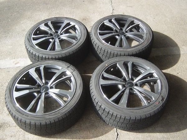 【中古】 H515 225/45R18 smartline ボルボ V40 V60 アルミ4本 超バリ溝 IG70 スタッドレス 2022年 ...