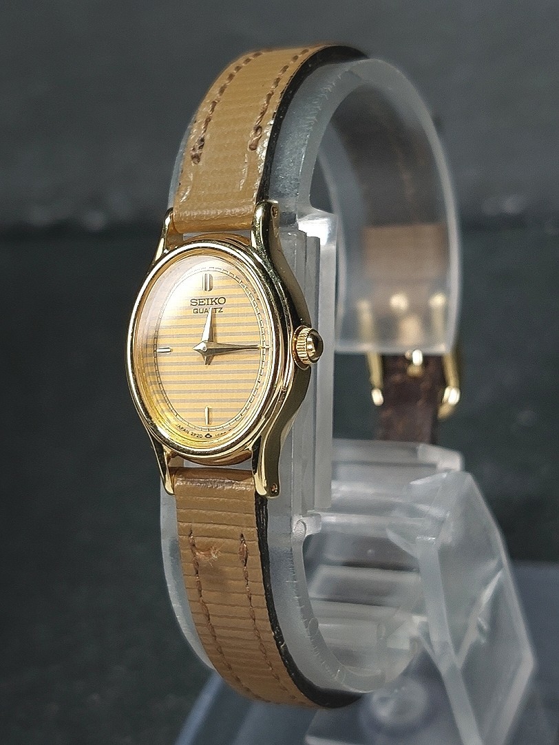 【目立った傷や汚れなし】美品 SEIKO セイコー QUARTZ クォーツ 2P20-5H20 アナログ ヴィンテージ 腕時計 ゴールド ...