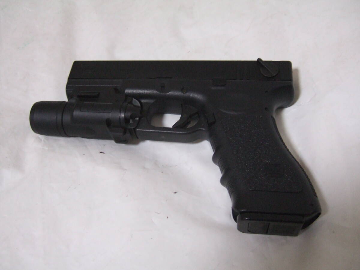 【傷や汚れあり】 TOKYO MARUI 東京マルイ GLOCK 17 MG3129 エアガン MADE IN TOKYO JAPAN 現状で ...