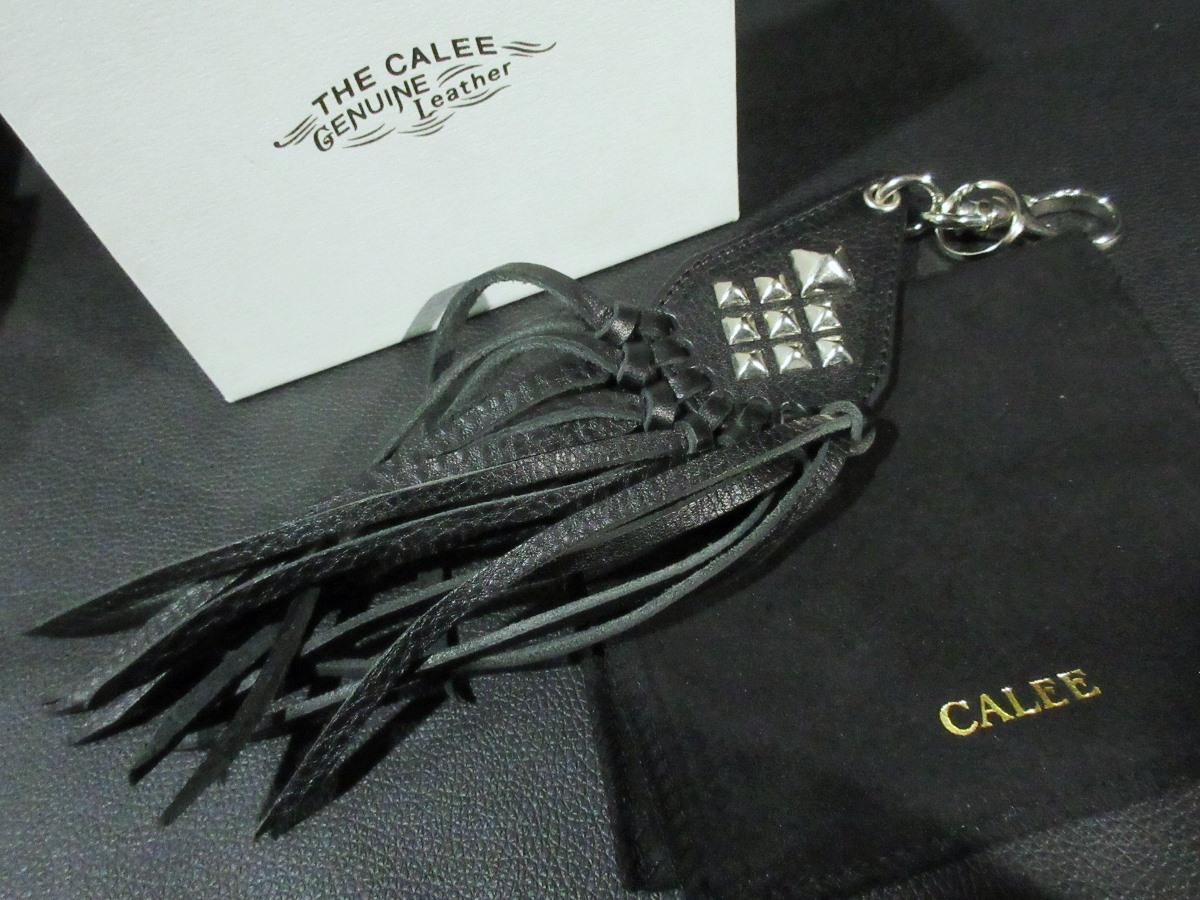【やや傷や汚れあり】キャリー CALEE ブラックレザー スタッズ STUDS & EMBOSSING ASSORT LEATHER KEY RING G BLACK キーリング キーホルダー ...