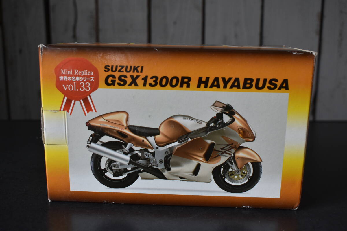 【未使用に近い】Qm214 レッドバロン世界の名車シリーズ suzuki GSX 1300 R hayabusa 隼 mini replica ...