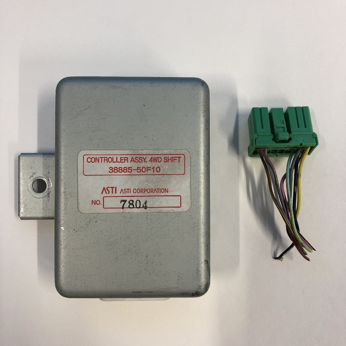 【やや傷や汚れあり】[24P01195C2]@ スズキ キャリイ(DD51T) 純正 4WDコントロールユニット 4WDコンピューター シフト ...