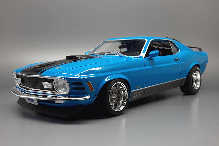 【目立った傷や汚れなし】★1/18 Ford マスタング マッハ1 Boss 428 1970 (改) カスタム【Ford Mustang ...