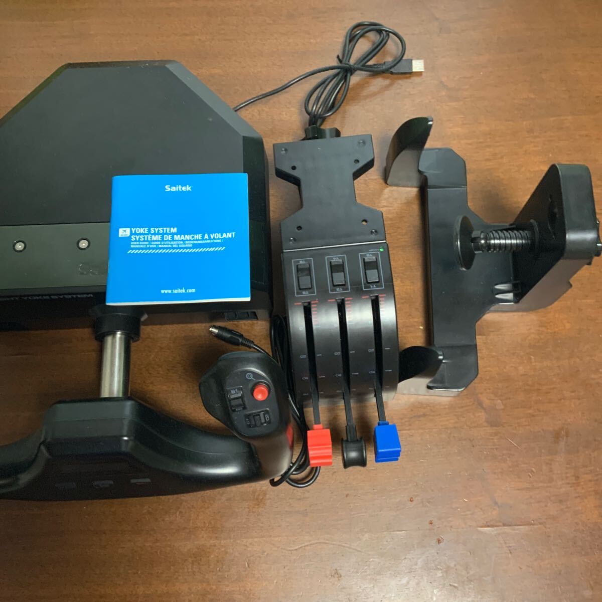 【やや傷や汚れあり】Saitek PRO FLIGHT YOKE SYSTEM 動作品 PZ44の落札情報詳細 - Yahoo!オークション ...