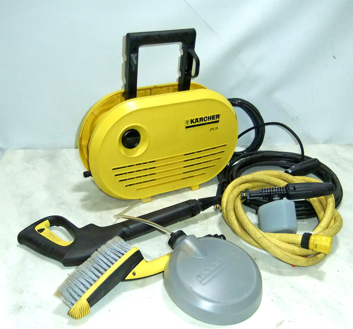 【目立った傷や汚れなし】おすすめ商品 KARCHER JTK 25 ケルヒャー高圧洗浄機 100V【動作 確認済】 中古品の落札情報詳細 - ヤフオク落札価格検索 オークフリー