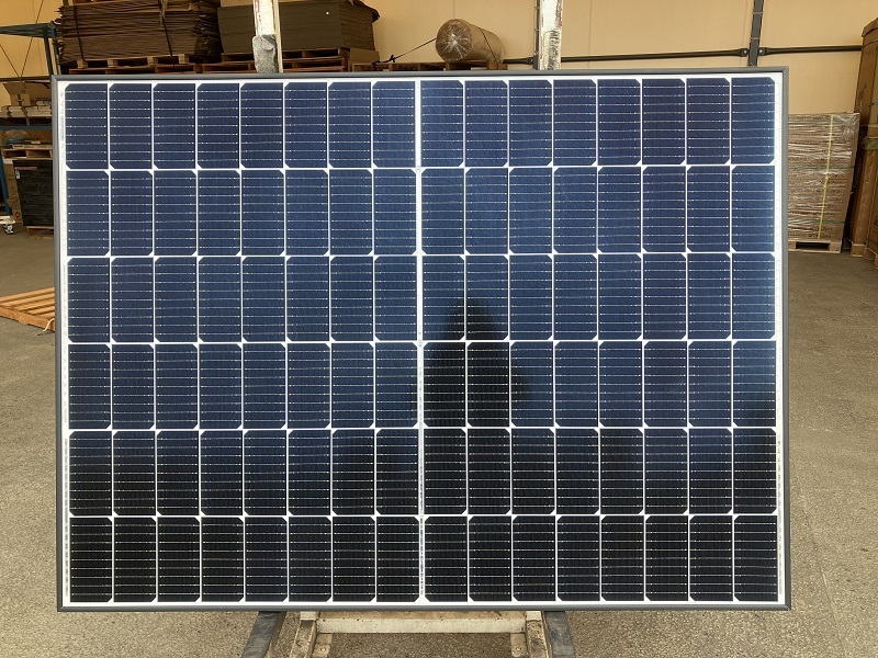 【中古】★単結晶・中古品★ ソーラーパネル Canadian Solar / CS5A-200M 200W 太陽電池モジュール 14枚セット （合計：2.8kW）の落札情報詳細 - ヤフオク ...