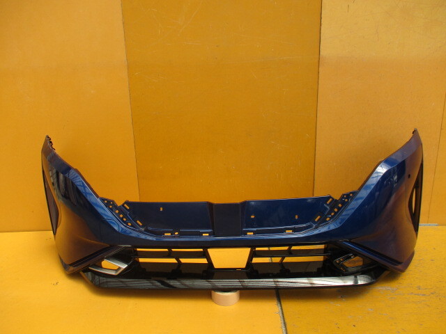 【傷や汚れあり】ノート/NOTE(E13 FE13)オーラ用 純正フロントバンパー ダークブルー 62022 6XL0H 62026 ...