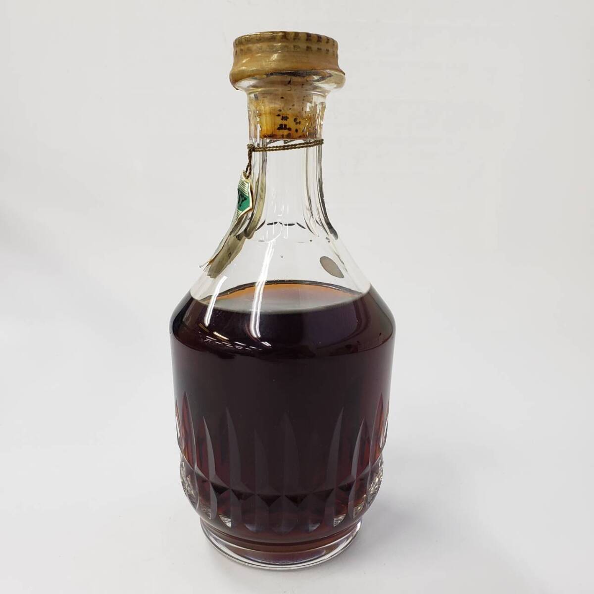 【全体的に状態が悪い】24品/A008279-3/M074-532/SY23000 酒 Hennessy X.O COGNAC Baccarat ヘネシー コニャック ブランデー バカラボトル ...