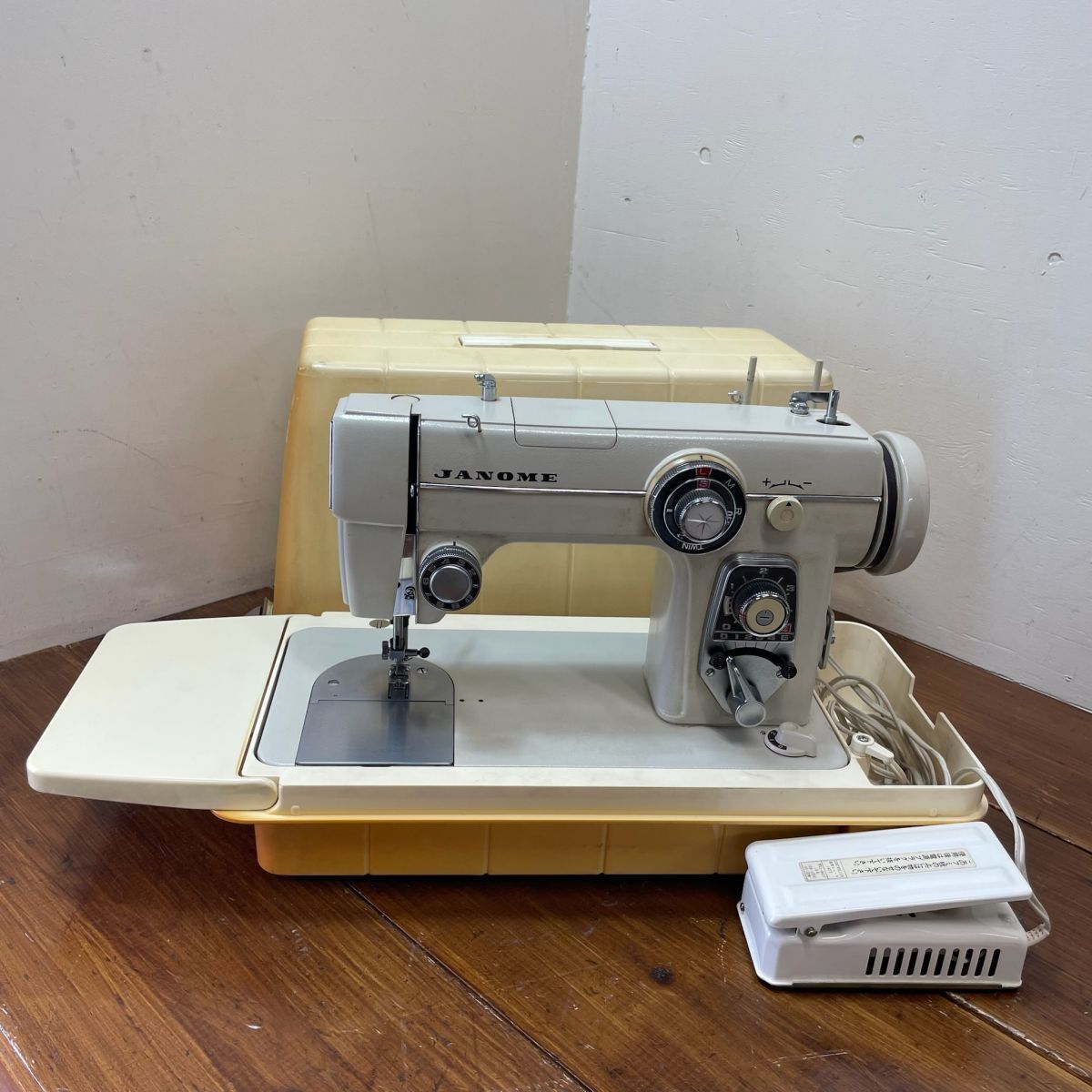 【傷や汚れあり】G5048【通電のみ確認】 JANOME／ジャノメ ミシン SEWING MOTOR TYPE M-105の落札情報詳細 ...